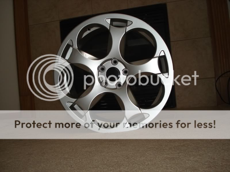 Lambo Gallardo reps 19x8 (many pics) | GOLFMKV.com - VW GTI Forum / VW ...