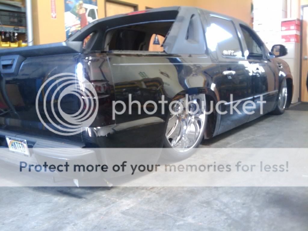 08 AVALANCHE LAYING FRAME ON 30'S | Page 2 | LayItLow.com Lowrider Forums