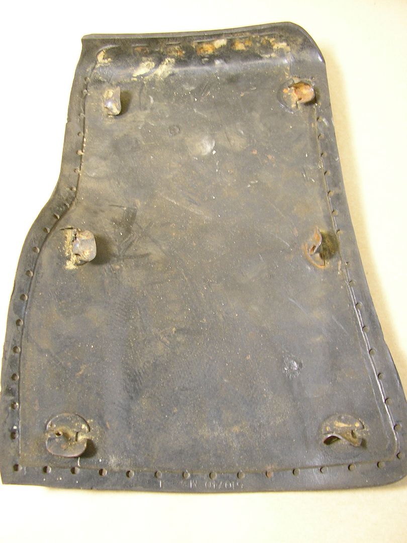 1948 Pontiac Streamliner 26 & 28 Non Deluxe Rubber Stone Guard LH ...